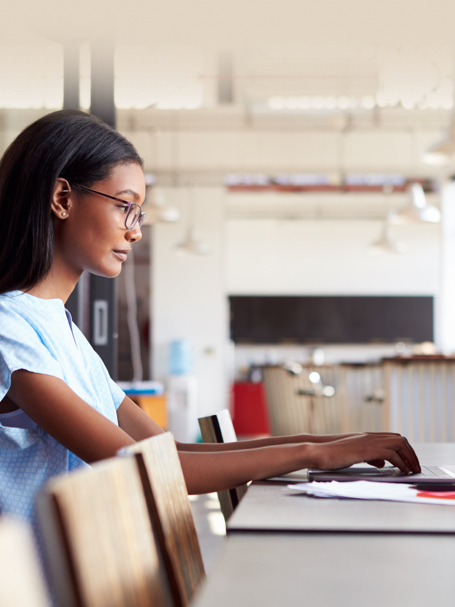 Services RH | Votre aide pour la paie | ADP France